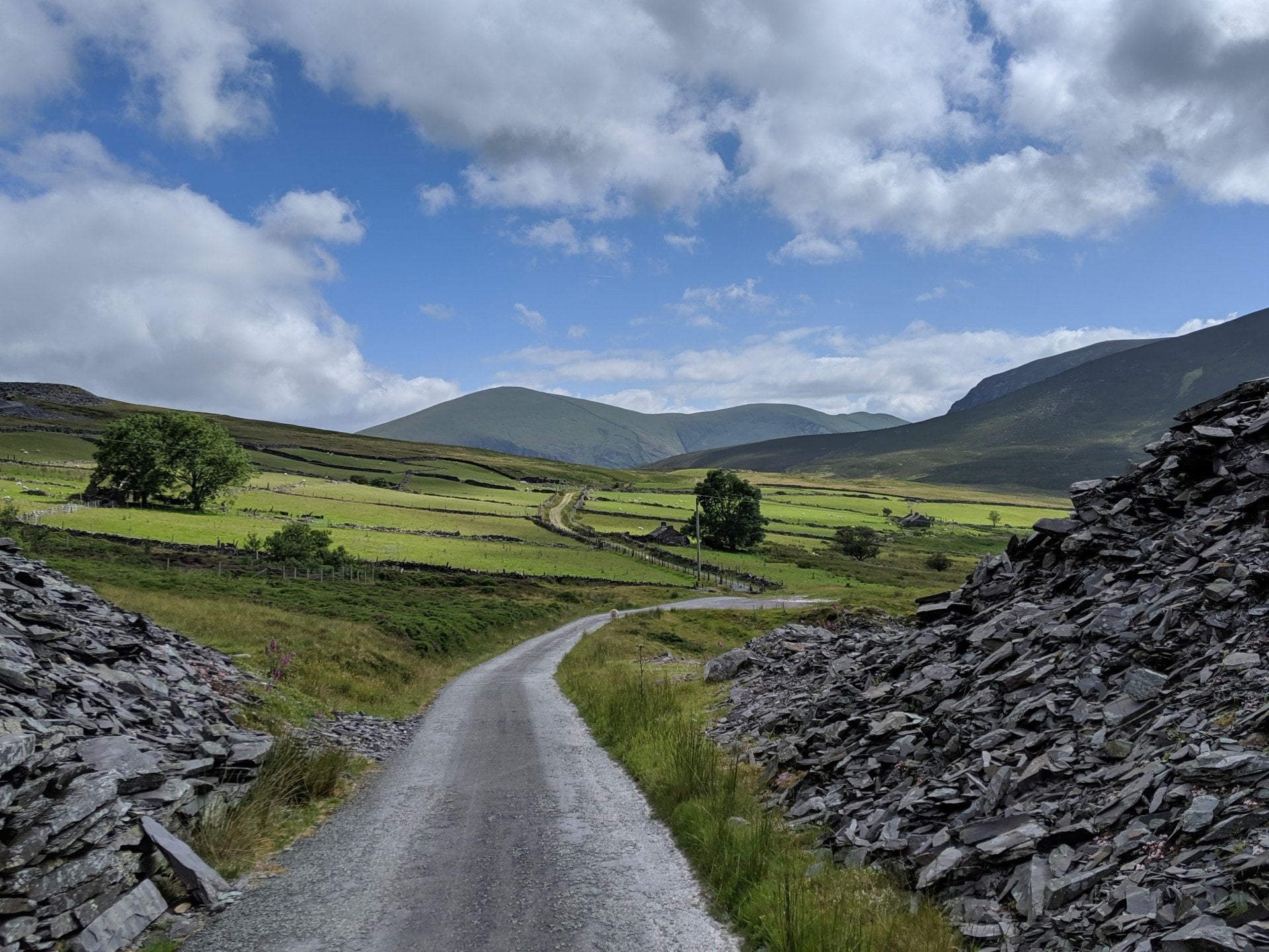 Classic Walks in Snowdonia - Mynydd Mawr from Fron | Walking In Eryri ...